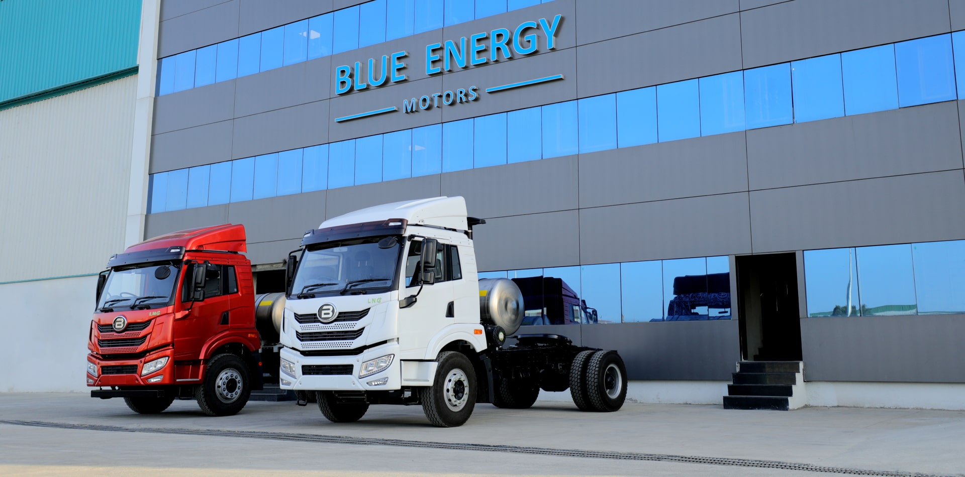 Blue Energy Motors Pioneering LNG in Commercial Vehicles | Autoguideindia