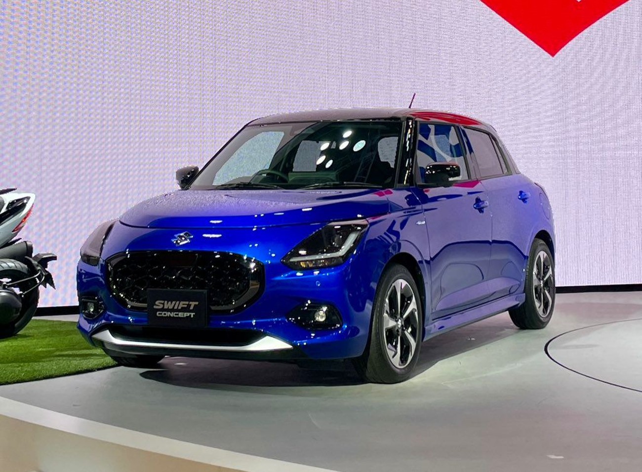 New Swift Breaks Cover at Tokyo Motor Show 2023, India Launch Likely in ...