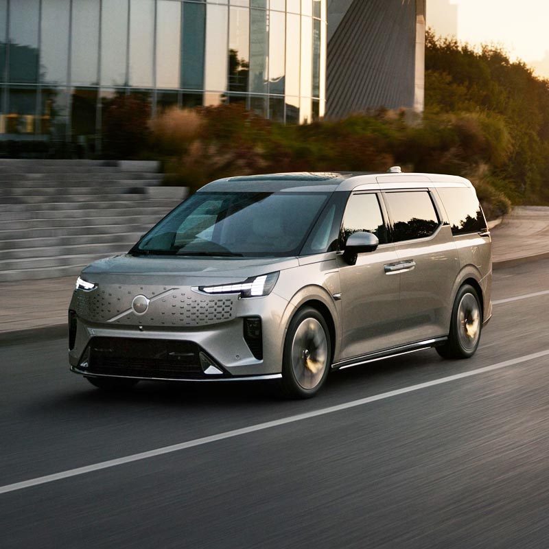 The new fully electric EM90 premium MPV expands Volvo Cars’ portfolio ...