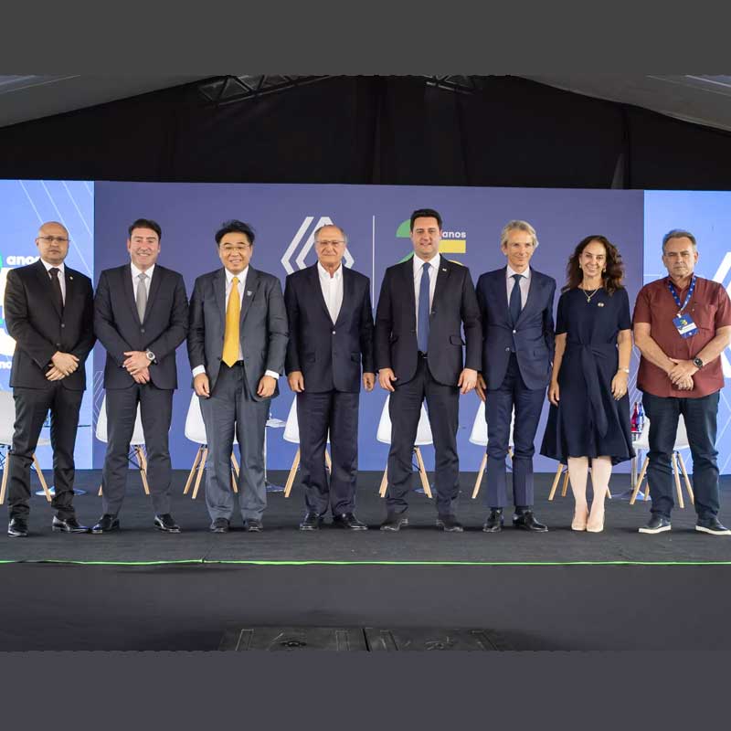 Renault to invest $379 million to produce new hybrid SUV in Brazil ...