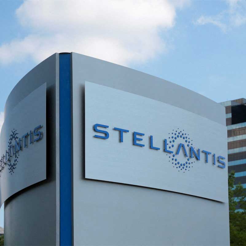 Stellantis delivers record annual net profits of 18.6 billion euros ...