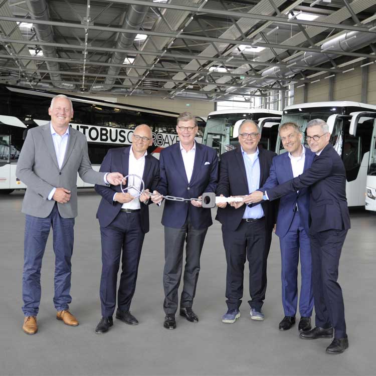 Daimler Buses delivers fleet of Mercedes-Benz Tourismo coaches for ...