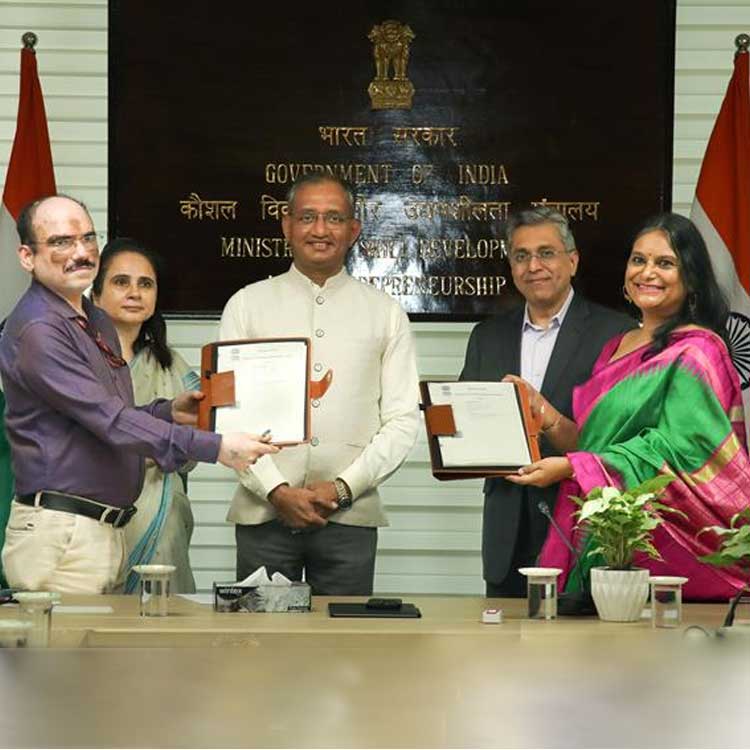 Mahindra & Mahindra signs MoU with Ministry of Skill Development and ...