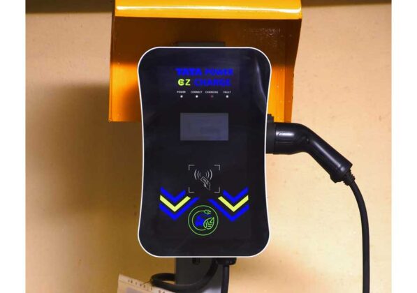 Tata Power Renewable Energy & Tivolt EV Partner to boost Commercial EV ...