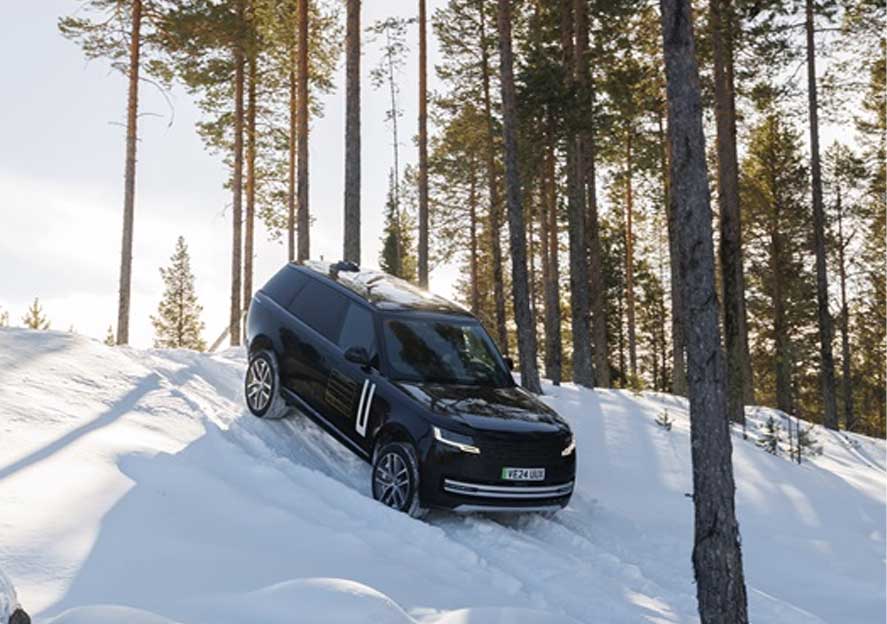 Range Rover Electric Prototypes impress in Arctic Testing, Redefining ...