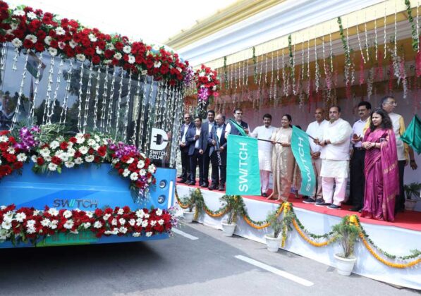 SWITCH Mobility delivers first batch of EiV12 Electric Buses to Delhi ...